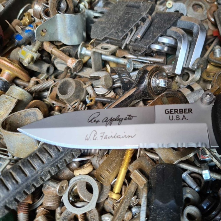 Gerber Applegate-Fairbairn Combat folding knife 5780 | Salvos